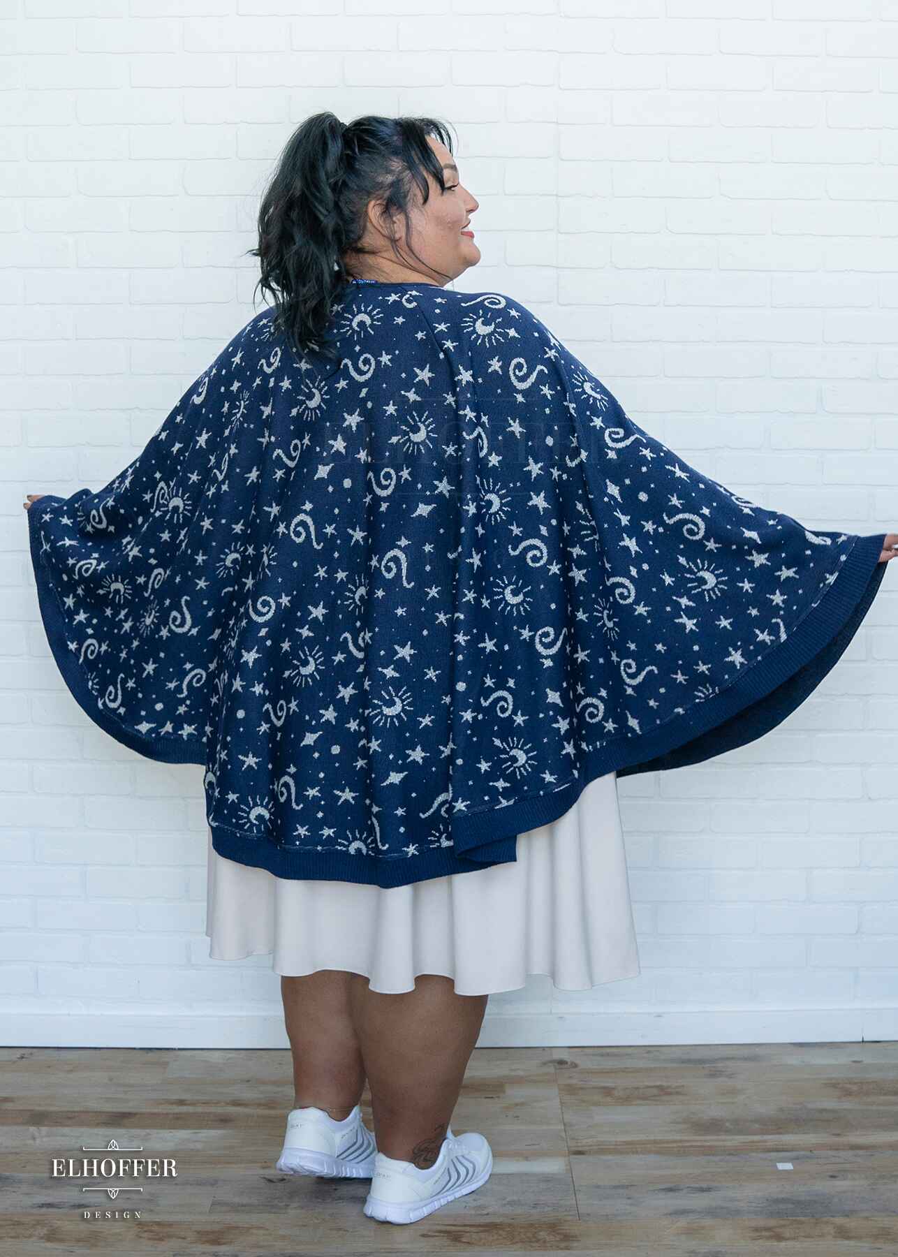 Starfall Cape – Elhoffer Design